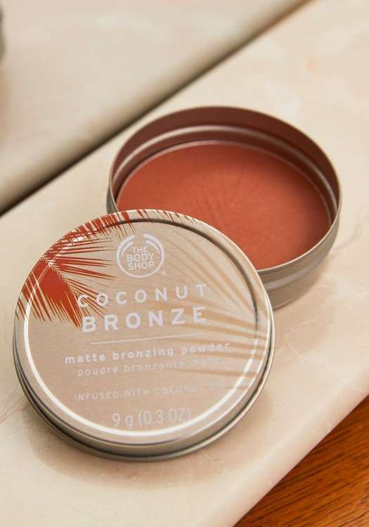 The Body Shop Coconut Bronze Matte Bronzing Powder – Dark-9g – Faasha